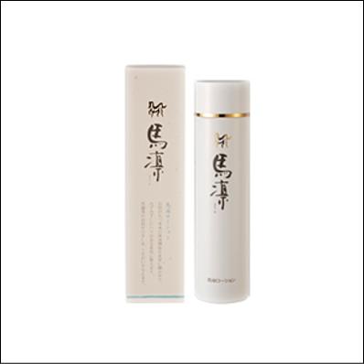内容量：120ml 馬の油を配合することにより、お肌のもつ本来の保湿機能を正常に働かせ、みずみずしいハリのある素肌に整えます。洗顔後のお肌をひきしめ、うるおいを与えます。 商品説明 広告文責 SPINOUT　　092-791-4140 メー...