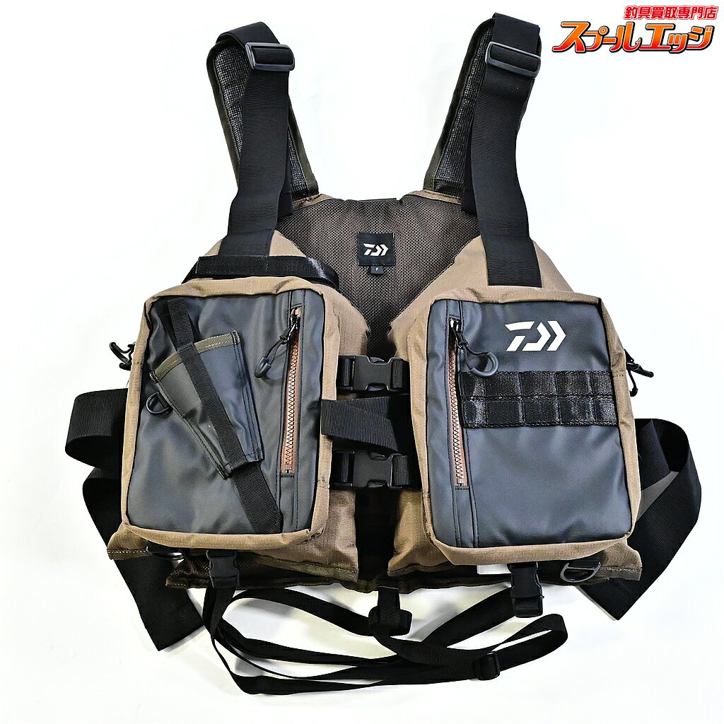 —————————————————————————— 商品状態ランク 【A】 —————————————————————————— ・サイズ:フリー(浮力約7.5kg/24h) ・股紐付属しております。 ・水中での動作確認は行っておりません...