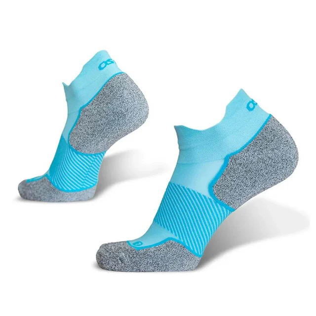 OS1st オーエスファースト AC4 Active Comfort Socks快適さとパフォーマンスを一歩一歩にActive Comfort ソックスは、軽いアーチサポート、吸湿速乾素材、そして柔らかいクッション性を兼ね備え、終日快適な履...