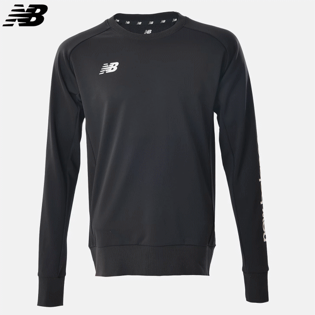 右胸にワンポイントのNBロゴ、左袖にリニアロゴを配し、ベーシックなデザインで仕上げたチーム対応のスウェットクルートップ ■カラー：BK/ブラック ■素材：ポリエステル100% ■参考サイズ(着丈×身幅×裄丈) ・XS(64×49×78.5c...