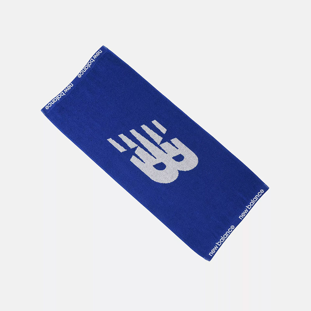 ※当店の商品はすべて日本正規代理店より仕入れた正規品です。【素材】・柔らかいジャカード素材・100%コットン【仕様(特徴)】・快適なタオル・Flying NBロゴ【サイズチャート】参考サイズ(高さ×幅)：34cm×80cm【商品説明】高級感...