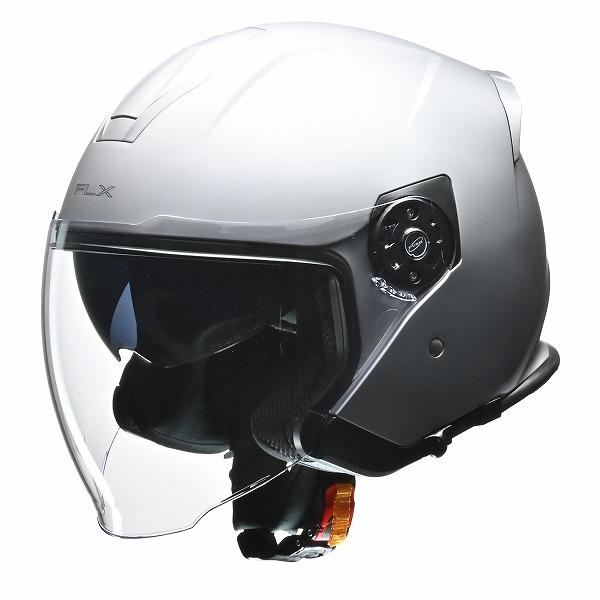 前頭部に大型エアベンチレーションを装備。 走行風を取り込み、ヘルメット内部にこもる熱やムレを低減。 ラチェット式開閉シールドでお好みの位置に調節が可能。 内装は頭、頬部分が着脱可能なので洗えて衛生的。 あご紐部は締め付け調整が可能なラチェッ...