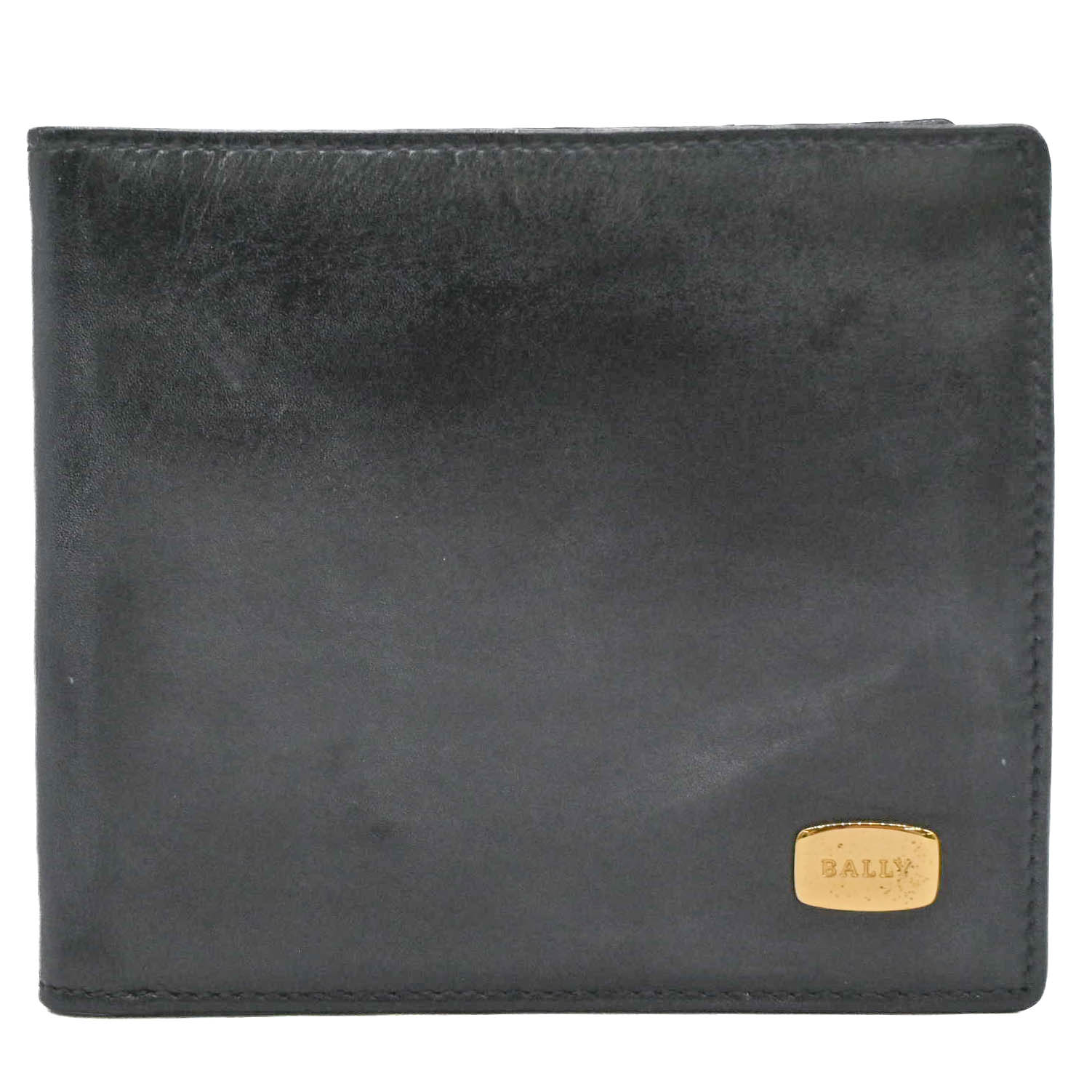 【商品詳細】 商品番号：210656 ブランド：バリー 商品名：2つ折り財布 サイズ：（縦）9.5cm（横）11cm（奥行）1cm 仕様：カードポケットx3、小銭入れ、札入れx2 材質：レザー、ブラック 状態：AB、表面極僅かにスレキズ、裏...