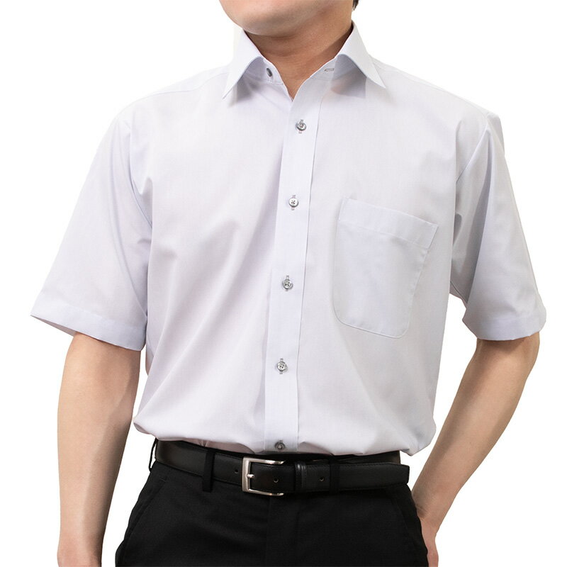 ※画面上と実物では多少色具合が異なって見える場合もございます。ご了承ください。ポリエステル高混率ならではのハリとコシ、そしてサラッとした軽い着心地が魅力の一枚です。シンプルでベーシックな色柄でまとめることで、どんなコーディネートにもすっと馴...