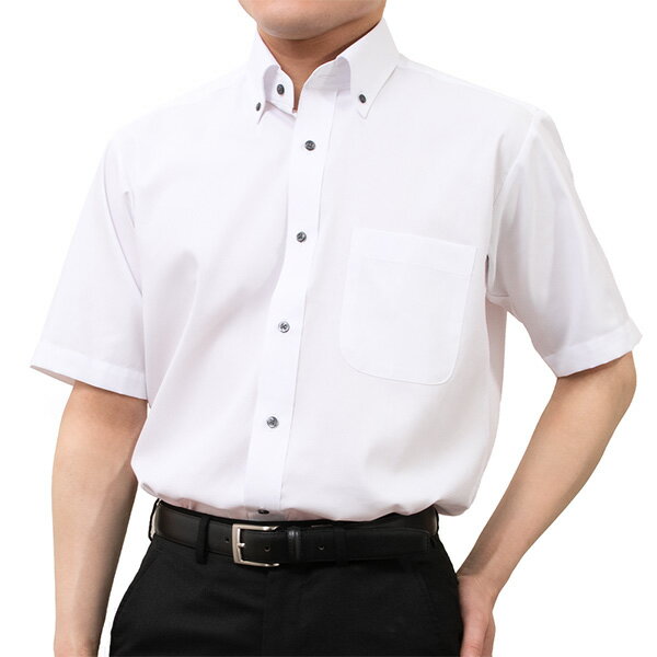 ※画面上と実物では多少色具合が異なって見える場合もございます。ご了承ください。ポリエステル高混率ならではのハリとコシ、そしてサラッとした軽い着心地が魅力の一枚です。シンプルでベーシックな色柄でまとめることで、どんなコーディネートにもすっと馴...