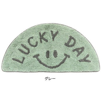ループ編みなので繊維が抜けにくくなっています。※手作り品のためサイズが表示と異なる場合がございます。●ご使用上の注意手作り品のため織りムラ、織りキズ、節、ネップと呼ばれる糸のもつれ等が発生する場合がございます。生産工程上避けられないものに関...
