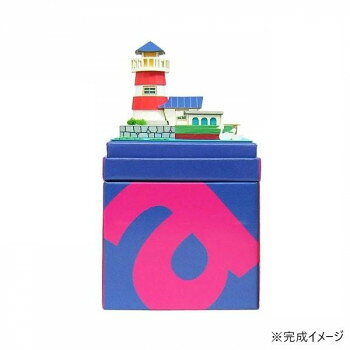 組み立てると紅白のかわいいライトハウスが完成します。のんびり運河をカナルボートが航行しています。白い水鳥の親子ものんびり泳いでいます。緑のスポンジを使って植木を表現。54mm角のベースにステキな「みにminiジオラマ」が完成します。※みにち...