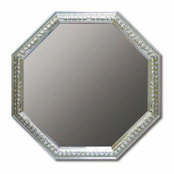 運気が良いとされる八角形は人気のデザイン。こだわりのアンティークカラーとの組み合わせで、お部屋の雰囲気をガラリと変えてくれます。サイズ個装サイズ：47.5×47.5×4.5cm重量個装重量：1300g素材・材質合成樹脂、ミラー仕様壁掛用生産...