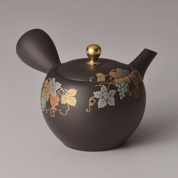 華やかさに目を惹かれる急須です。お茶をより一層美味しく感じられる商品です。サイズ個装サイズ：23.0×22.0×18.0cm重量個装重量：500g仕様容量:320cc網:セラメッシュ生産国日本(B)おまけつき（商品とは関係ありません）別送f...