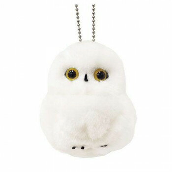 フワフワの白い毛色と大きな瞳が特徴的なフクロウのマスコットです。※ぬいぐるみは手作業で縫製しているため、顔や形状に個体差がございます。商品画像との相違等による返品・交換は出来かねます。ご了承の上ご購入くださいませ。サイズ9cm個装サイズ：1...