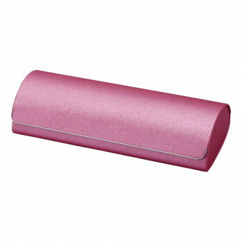 光沢のあるメガネケースです。※マグネット式のケースは磁器の影響を受けやすい物(磁気製品、精密機器、電子医療機器、特にペースメーカー)には危険ですので、絶対に近づけないでください。サイズ内寸:(約)W150×D55×H30mm個装サイズ：15...