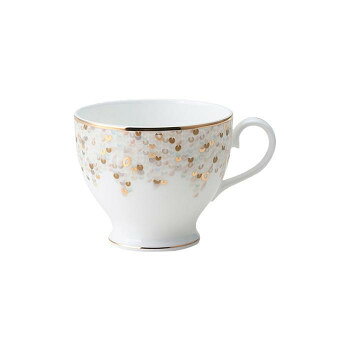 コーヒーにも紅茶にもお使いいただける兼用タイプのカップです。別売りの兼用皿(ソーサー)(品番12471-2231)と合わせてお使いいただけます。マットと光沢の質感の違いで、立体感を感じるスパンコールのデザイン。ゴールドとプラチナが光の反射で...