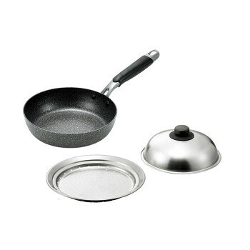 お手持ちのフライパンにのせるだけで、手軽に蒸し物ができるスチームプレートです。サイズ個装サイズ：27.0×41.0×18.5cm重量製品総重量:約870g個装重量：1470g素材・材質フライパン:本体/アルミニウム合金、はり底/ステンレス鋼...