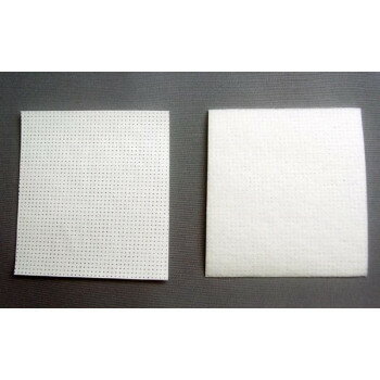 冷凍小分け時に食材の下に敷いて置くだけで、お肉から出る血液や解凍時の余分な水分を吸収します。逆流防止透水フィルムと高吸収不織布の2層シートなので、吸った水分が食品に戻りません。また、お弁当のおかずの下に敷いて置くと、汁気を吸って他のおかずや...