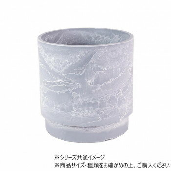 リサイクル素材で作られた花器です。陶器のような質感で安っぽくありません。軽くて、丈夫で、水が漏れない。ドリルなどで簡単に穴を開ける事ができます。ひびが入ったり、割れたりしません。サイズΦ18×H18cm個装サイズ：18.1×17.9×17....