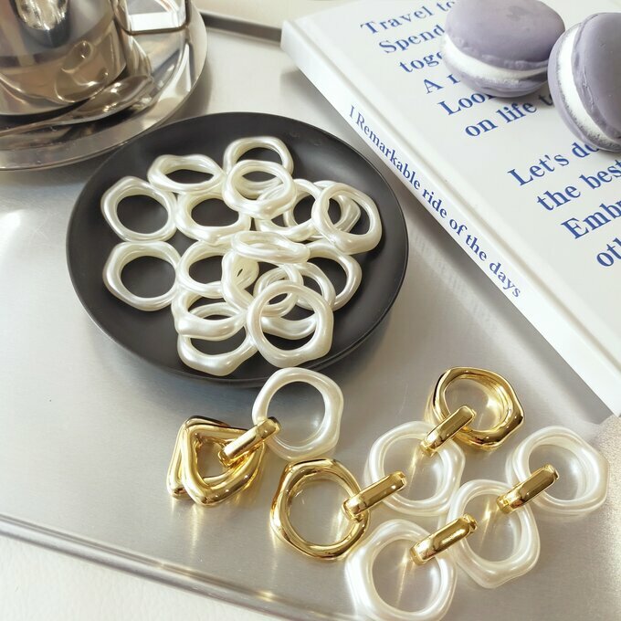 商品情報INFO*弊社取り扱い品はインポート品になりますので、印刷のズレ・バリ・摩擦による小傷が生じてしまいます完璧をお求めのお客様、神経質なお客様のご購入はご遠慮くださいますようお願い申上げます*宅急便等での発送時、荷物受取を行っていただ...