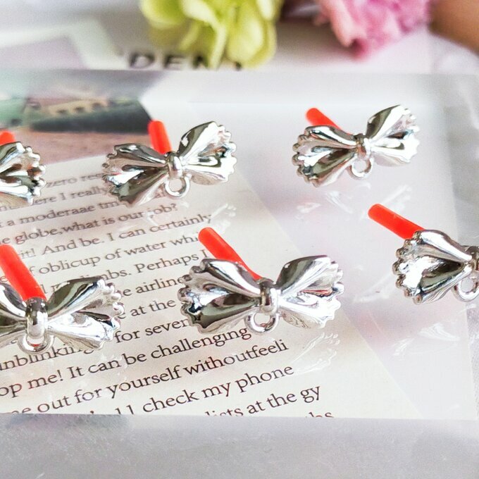 商品情報INFO*弊社取り扱い品はインポート品になりますので、印刷のズレ・バリ・摩擦による小傷が生じてしまいます完璧をお求めのお客様、神経質なお客様のご購入はご遠慮くださいますようお願い申上げます*宅急便等での発送時、荷物受取を行っていただ...