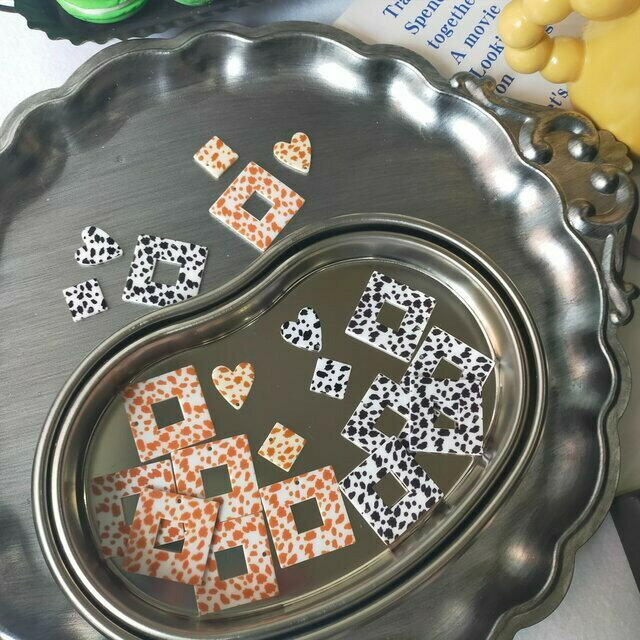 商品情報INFO*弊社取り扱い品はインポート品になりますので、印刷のズレ・バリ・摩擦による小傷が生じてしまいます完璧をお求めのお客様、神経質なお客様のご購入はご遠慮くださいますようお願い申上げます*宅急便等での発送時、荷物受取を行っていただ...