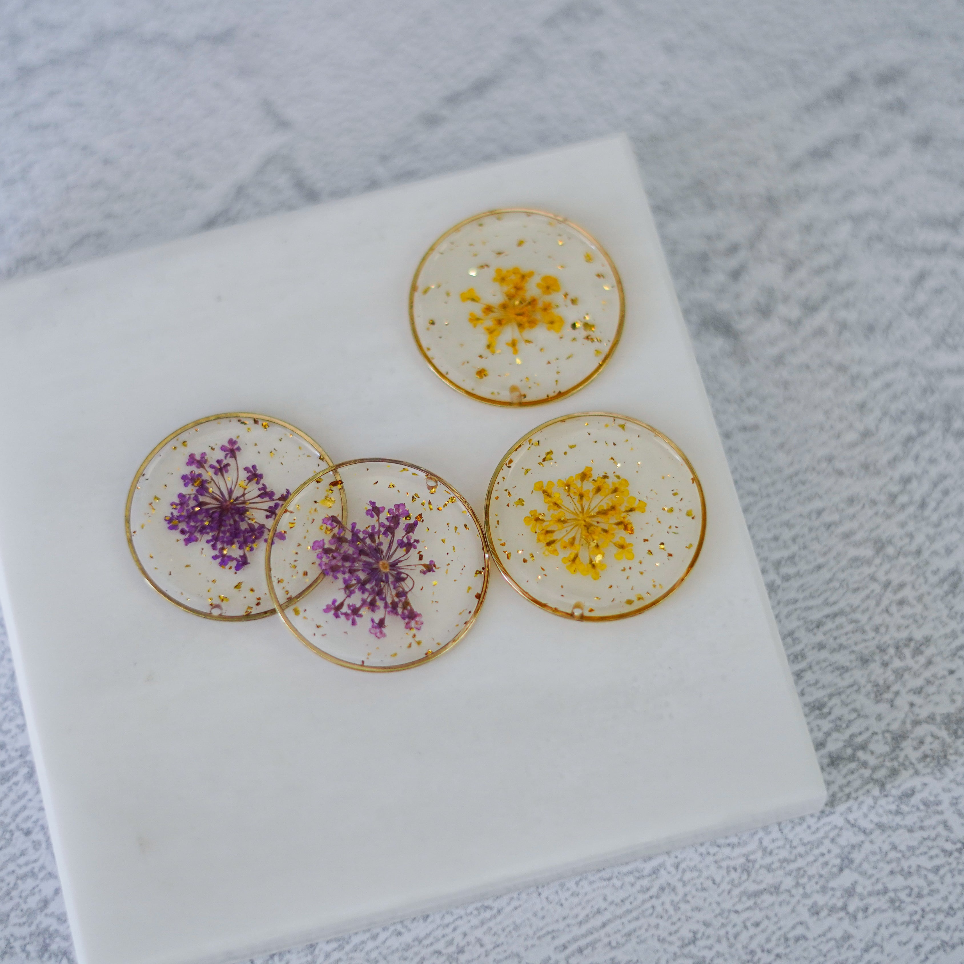 商品情報INFO*弊社取り扱い品はインポート品になりますので、印刷のズレ・バリ・摩擦による小傷が生じてしまいます完璧をお求めのお客様、神経質なお客様のご購入はご遠慮くださいますようお願い申上げます*宅急便等での発送時、荷物受取を行っていただ...