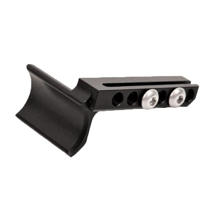 ●メーカー：DCI Guns ●素材：A6061-T6材 ●製法：CNC切削後にアノダイズド処理 ●対応：東京マルイ・CYMA製 M870/M3シリーズ エアコッキングショットガン グリップから手を放さずにショットシェル交換が可能となるパー...