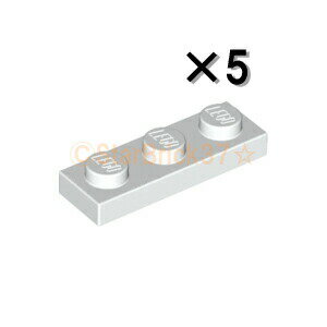 レゴ[LEGO]パーツのプレート1×3ホワイトの5個セットです。レゴ[LEGO]パーツのプレート1×3のホワイトです。