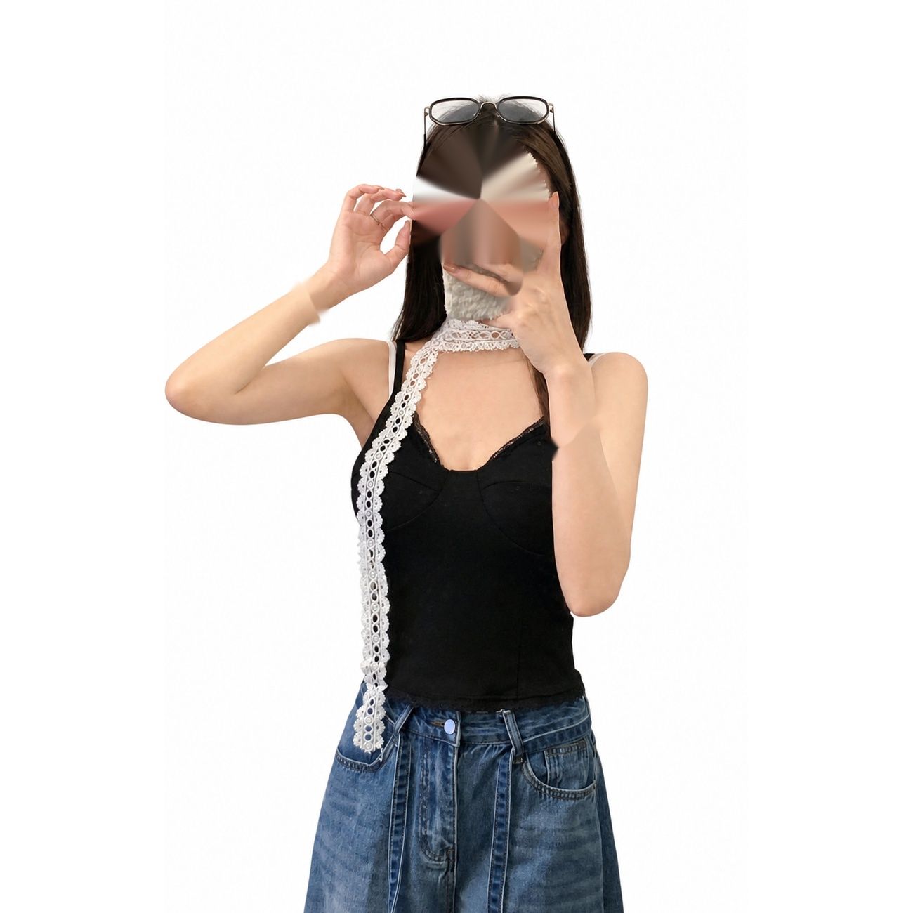 　　　 ◆◇◆売れている秘密◆◇◆ [Free Size] バスト:80 着丈:55 【大人可愛いデザイン】デコルテを美しく見せるレースキャミソールは、シックな黒のキャミソールに上品なホワイトレースを重ねたフェミニンなインナーキャミソールで...
