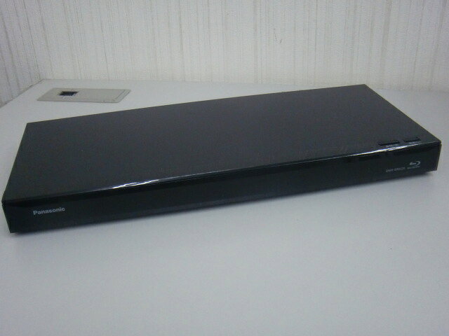 中古の為、細かなキズ、汚れはご了承下さい。 ◆商品情報◆ 商品名・型番 Panasonic Blu-ray RECORDER/ブルーレイレコーダー DMR-BRS520 SHOP管理番号 TM-508 付属品 電源ケーブル、リモコン、B-C...