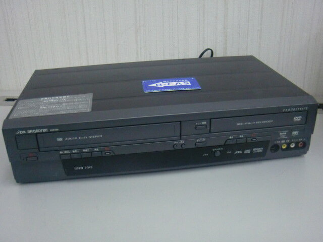 中古の為、キズ、錆、汚れはご了承下さい。 ◆商品情報◆ 商品名・型番 DX DROADTEC ビデオ一体型DVDレコーダー/VHS/DVD RECORDER DXR160V SHOP管理番号 TM-161 付属品 B-CASカード(青)のみ...