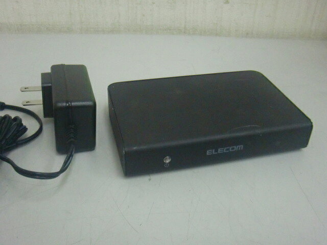 ※中古品の為、本体の細かな傷はご了承下さい。 ◆商品情報◆ 商品名・型番 ELECOM HDMI分配器 VSP-HD12BK (※社外AC付き) 付属品 社外ACのみ 保障期間 商品到着後1週間
