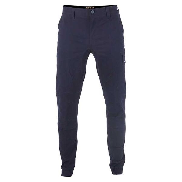 ・270gsm 97% ブリシュランクコットン/3%・スリムフィットのカフドパンツ・動きやすさと快適さのための100％ストレッチ素材・ヒザは動きやすい立体的な裁断。エラスティックなカフ。二重補強されたヒザ部分・フロントポケットの露出している...