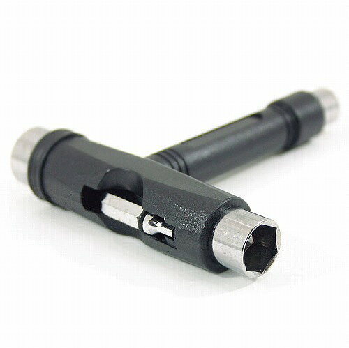 スケートボードメンテナンスには必要不可欠なレンチ。ベーシックなT型レンチ。これ一本でSK8の組み立てが可能。