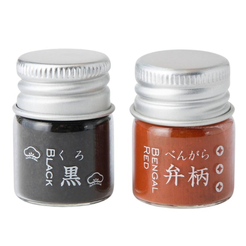 TSUGUKIT (つぐキット) 金継ぎ用 色粉セット (黒粉 ・ 弁柄粉 各3ml / 詰め替え用) 金継ぎキット 漆用 顔料 (黒色/弁柄色/自然の材料) 食器 陶器【金継ぎキットの詰め替え用色漆】つぐキットにピッタリ入るサイズの小瓶に...