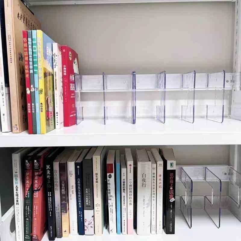 Panavage クリア ブックスタンド 卓上 本立て 書類整理 仕切りラック 4仕切り 透明プラスチック 2個セット多用途デザイン： このクリアなブックスタンドは、書籍、CD、ファイル、書類などの整理に最適です。お部屋やオフィスで、卓上の...