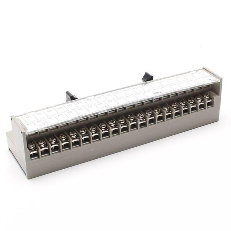 東洋技研 PCN7シリーズ コネクタ端子台 Y型圧着端子 T/MIL40極タイプ PCN7-1T40●入数(個):1<br>●コネクタメーカー:オムロン(株)<br>●コネクタ仕様:MIL<br>●PLC...