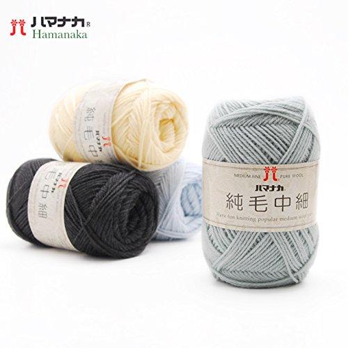 秋冬毛糸 ハマナカ 純毛中細 27/JAN4977444677272品質　ウール100%標準状態重量　40g (糸長約160m)棒針　3号　標準ゲージ　28～29目 37～38段かぎ針　3/0　標準ゲージ　25～26目 12～12.5段中細...