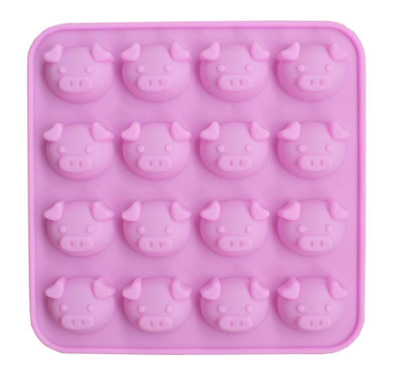 シリコン型 ブタちゃん 16個 チョコレート 焼き菓子【型サイズ】 約17cm×17cm×厚み1.8cm【仕上がりサイズ】縦24×横31×厚み1.5cm【耐熱温度】 -40℃～220℃剥がしやすく、洗いやすいシリコン型です。DIY　石鹸　チ...