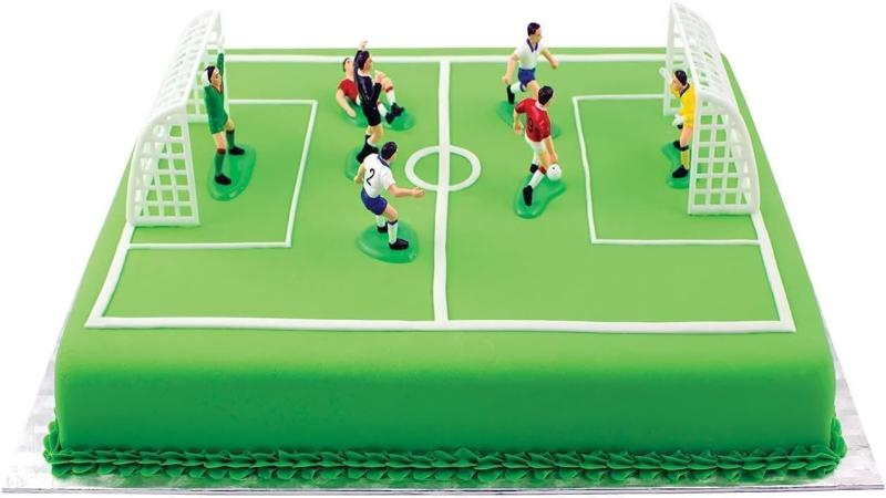 サッカーケーキトッパー、ケーキやカップケーキ用フットボール/サッカートッパーケーキデコレーションオーナメント9個セット、魅力的な加工、サッカーケーキデコレーション、男の子用セット内容：サッカーをテーマにしたケーキトッパー9個セットで、パーテ...