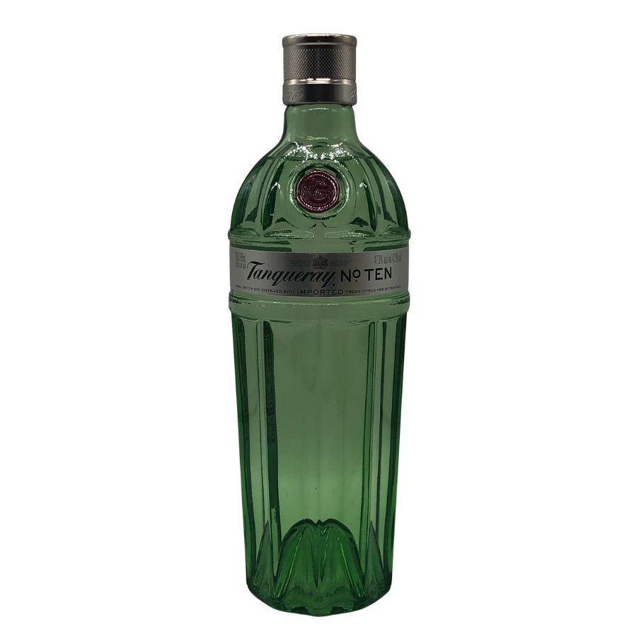 ▼商品詳細 メーカー・銘柄 タンカレー ナンバーテン Tanqueray NO.10タンカレー ナンバーテン Tanqueray NO.10 付属品 ---- 本数 1本 内容量 750ml 度数 47.3% 状態詳細 未開栓のお品物です。...
