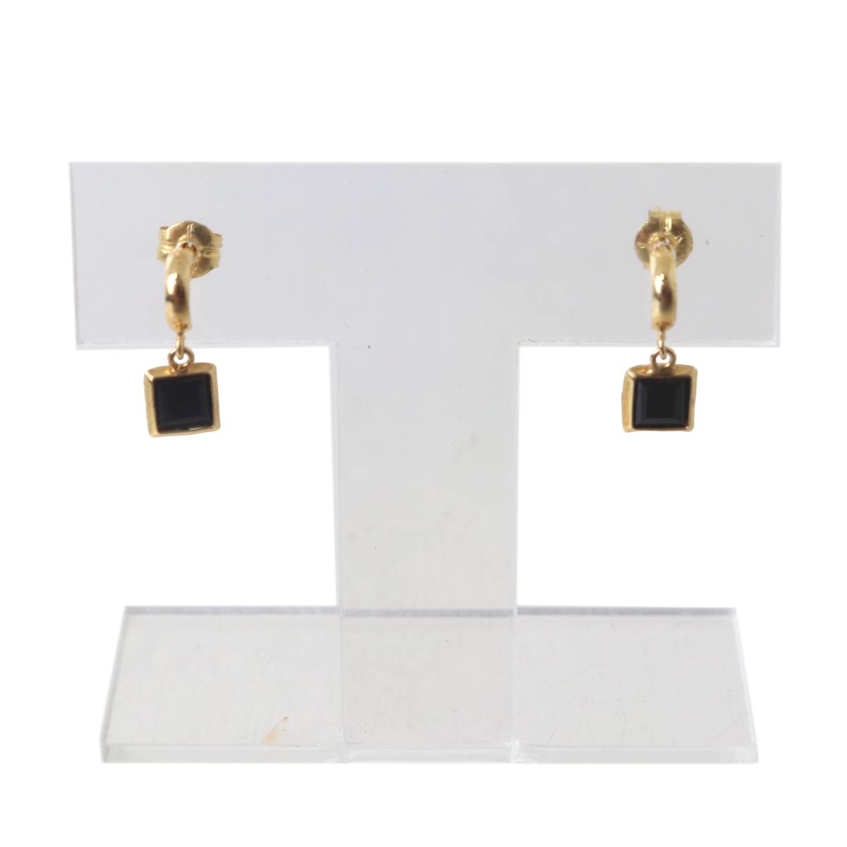 【商品名】オニキス ピアス【素材】オニキス×K18【サイズ】4.7×4.7(mm)重量0.5g※サイズはマイクロメジャーで測っておりますが、機械の測定精度(±0.2mm)程度の誤差はご容赦くださいませ。【詳細情報】若干のスレ、小傷、少変色ご...