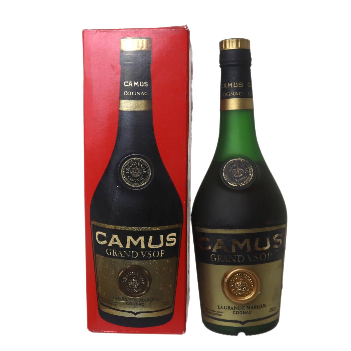 【商品名】CAMUS GRAND VSOP カミュグランドVSOP【容量】700ml【度数】アルコール度数40％【詳細情報】未開栓の新古品です。※画像の商品が現物です。ラベルやキャップ部の痛み等は画像でご確認ください。※年数経過品の為、開栓...