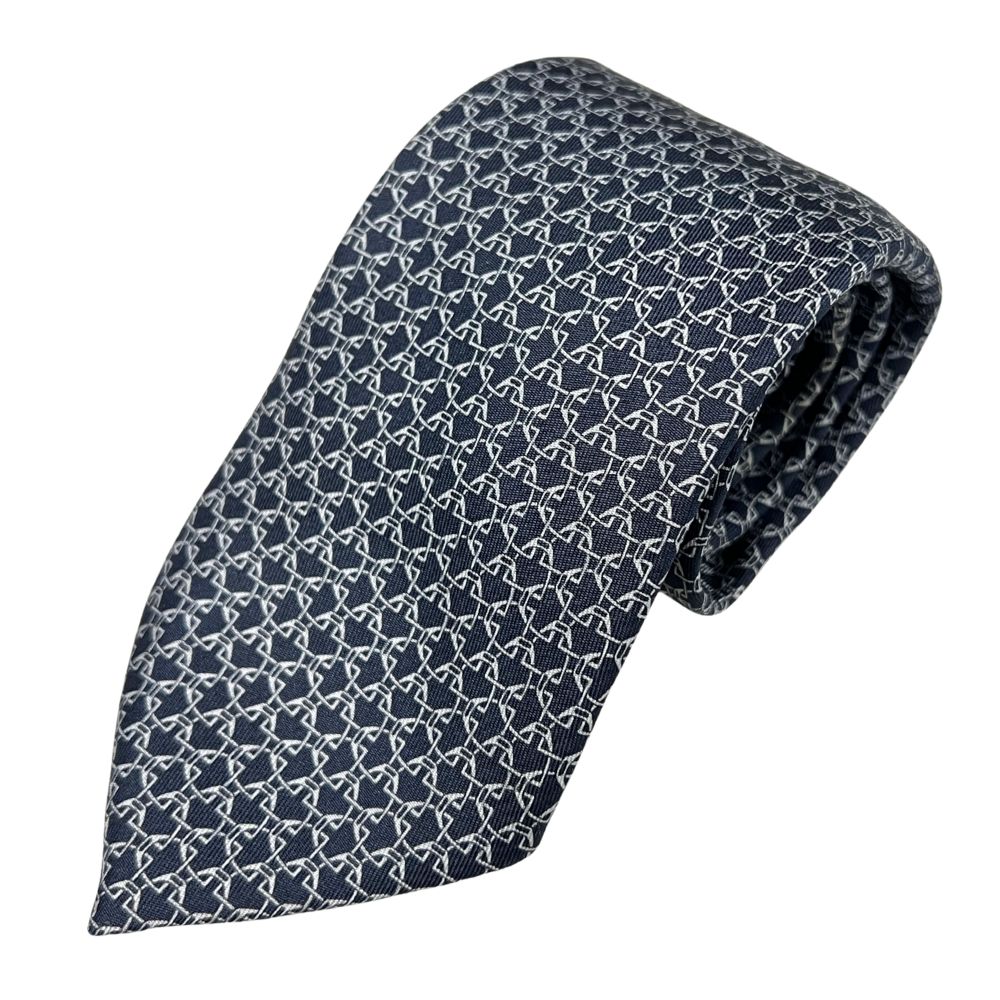 商品名 HERMES エルメス シルク ネクタイ ネイビー フリー 正規品 / 40131【中古】 対象 メンズ 色 ネイビー サイズ フリー サイズ詳細 表記サイズ：フリー剣先：約8cm備考：全長＝154cm 多少の誤差はお許しください。...