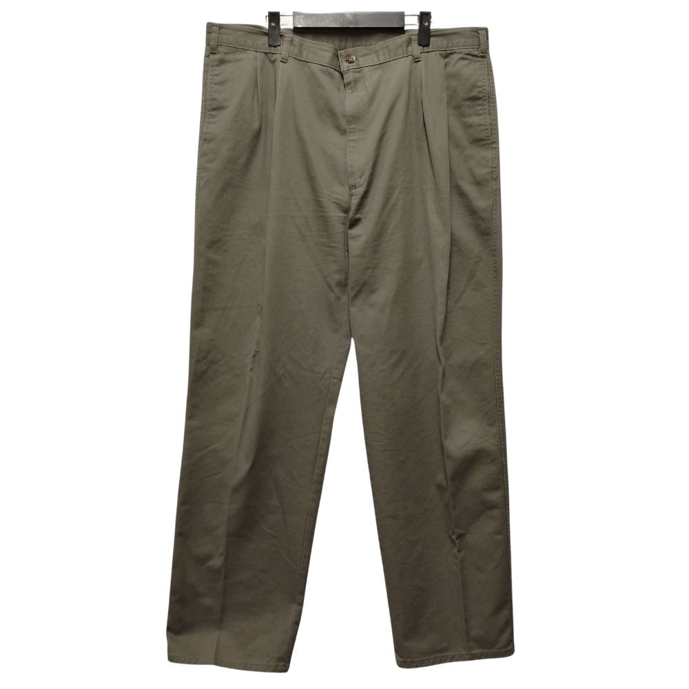 商品名 DOCKERS ドッカーズ タック入り チノパンツ USA製 大きいサイズ チノパンツ コットン カーキグレー W43 L34 正規品 / B5708【中古】 対象 メンズ 色 カーキグレー サイズ W43 L34 サイズ詳細 ウエ...
