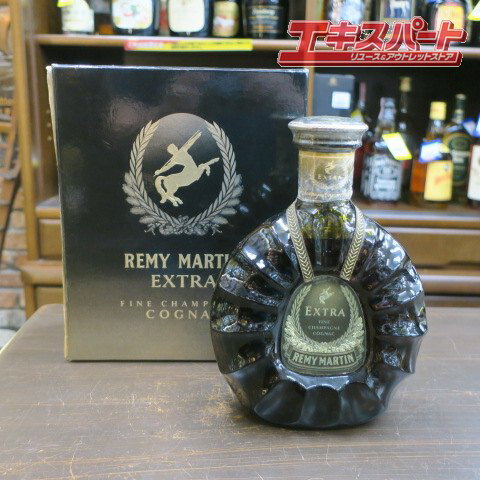 REMY MARTIN レミーマルタン EXTRA エクストラ 平塚店商品説明レミーマルタンが手がける、最上級クラスの高級ブランデーです。VSOPやXOといった定番グレードの上位に位置し、非常に芳醇で繊細な味わいを持つ最高級品として知られて...