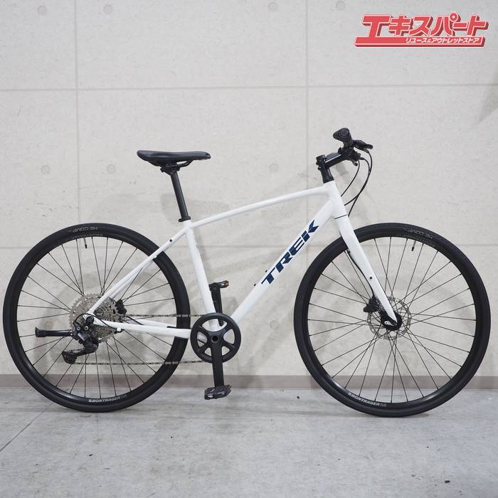 商品説明メーカー：TREK /トレックモデル名：FX3 DISC Gen3年式：2023車体色：白系フレーム素材：アルミフォーク素材：カーボンシフター：Shimano Deore SL-M4100Fディレーラー：--Rディレーラー：Shim...