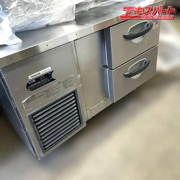 商品説明※他ECサイト・店舗でも併売しているため、購入タイミングによりキャンセルさせていただく場合がございます。予めご了承ください。Panasonic/パナソニック 業務用 ドロワー冷蔵庫 SUR-DG971-2SK 2019年製【仕様】メ...
