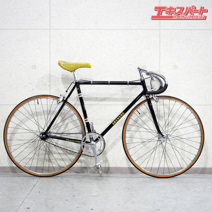 3RENSHO CYCLONE CHERUBIM TRACK 今野製作所 今野義 三連勝 シクロウネ トラック ピストバイク 戸塚店商品説明メーカー：3RENSHO CYCLONE車体色：ブラックフレーム素材：クロモリフォーク素材：クロモリ...