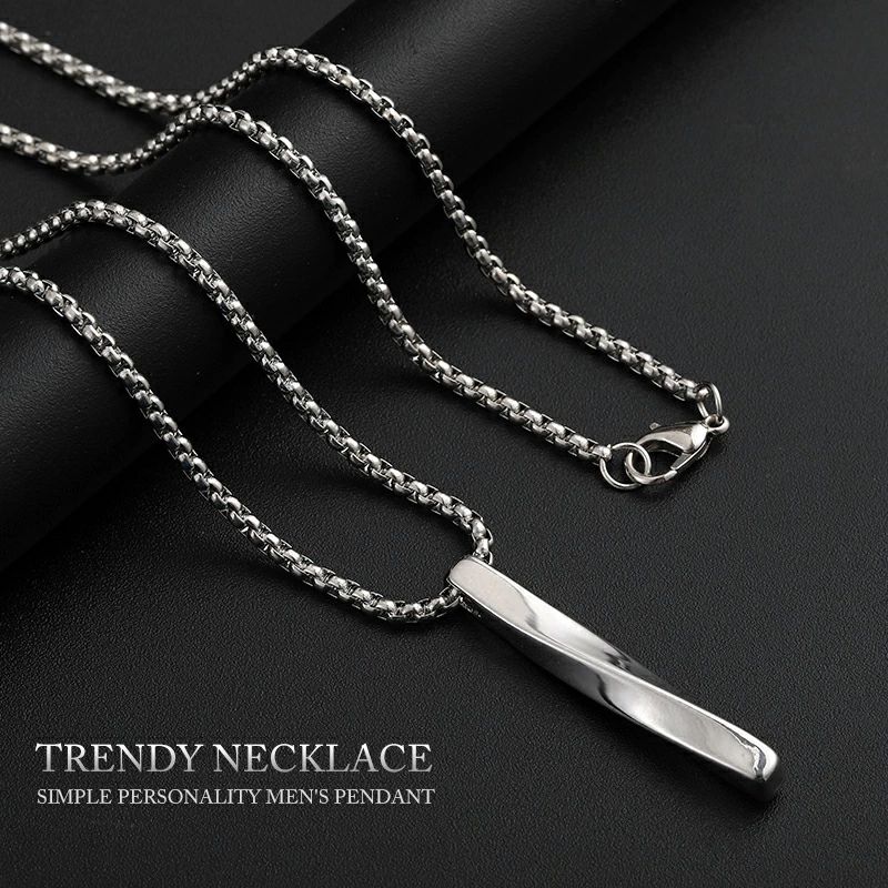 商品詳細 商品仕様 ◆商品名：ネックレス メンズ チェーン ◆素材：合金 ◆重さ：約10g ◆長さ：60cm ◆カラー：写真参考/シルバー 注意事項 ■返品、交換について： *未使用のもので、商品到着後3営業日以内にご連絡頂いた物のみお受け...