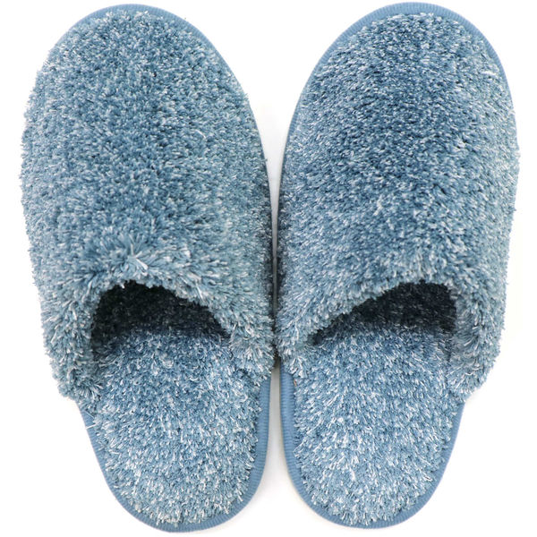 足が沈み込むほど毛足が長くソフトタッチ。 シンプルなグラデーションのデザインが洗練されたバス・トイレ空間を演出します。 ■材質：ポリエステル ■生産国：中国