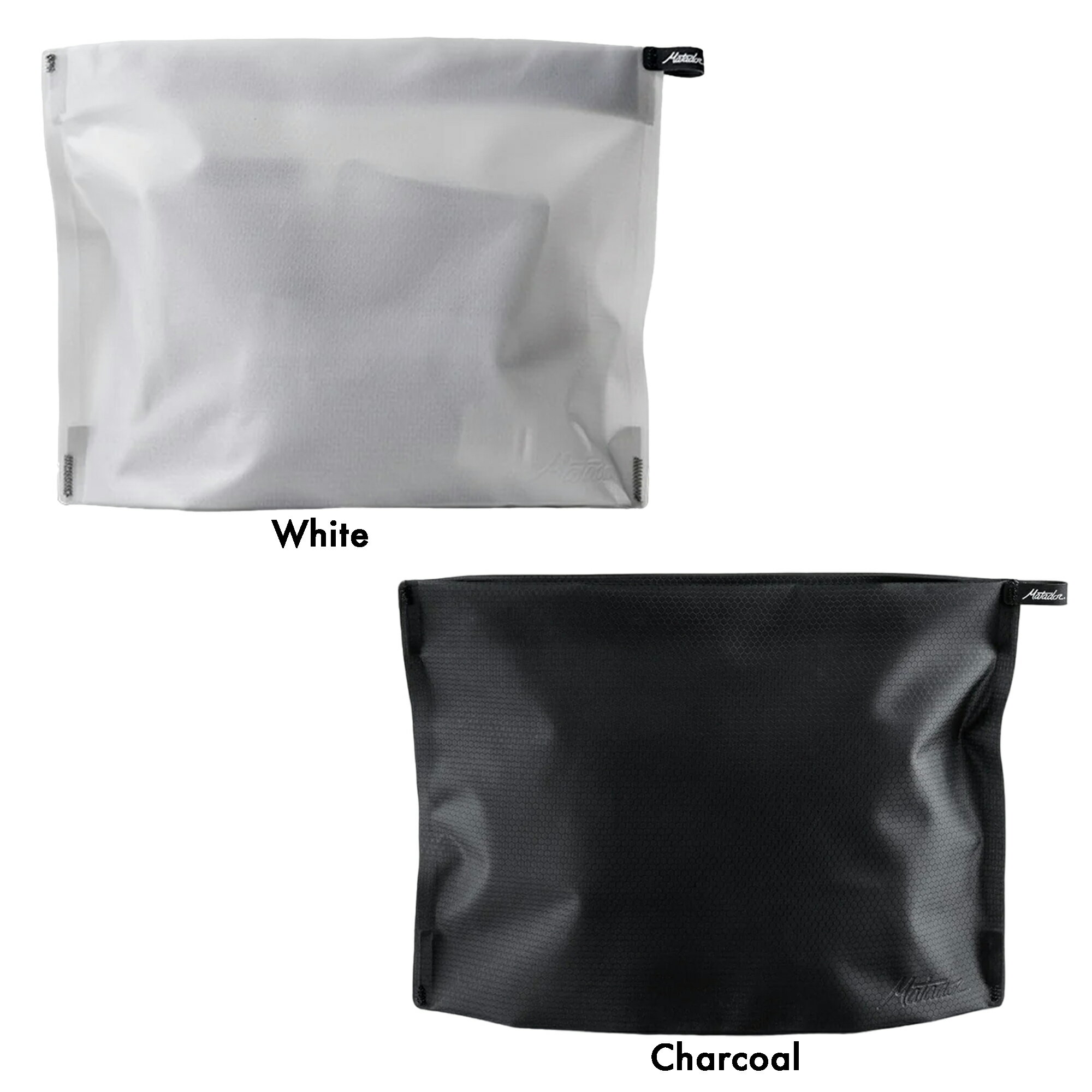 フラットパック ジッパートイレタリーケースは旅行中の洗面用具の持ち運びに便利な、超軽量なソリューション。 メインには30D Cordura&reg;を使用し、透湿防水のドライスルー&trade;テクノロジーを搭載しています。ボトムがフラット...