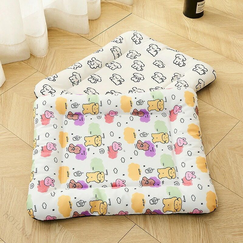 【商品番号】y448375【カラー】グレー、ブルー、ホワイト【ガイド】※高品質なポリエステルを採用し、柔らかくて素晴らしい肌触りを持っています。※PP綿で充填され、弾力性も優れ、ペットをぐっすり寝られることができます。※ペットちゃんに安心感...